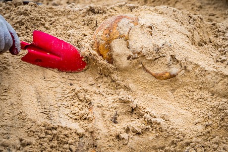View Skull Exhumation Works Continue Neighborhood Editorial Stock Photo ...