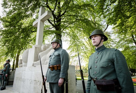 Dutch Soldiers Wearing Historic Uniforms World Editorial Stock Photo ...