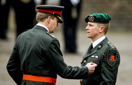 Dutch King Willemalexander L Presents Dutch Editorial Stock Photo ...