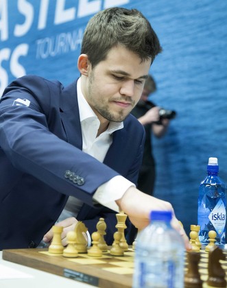 Norwegian Chess Player Magnus Carlsen R Editorial Stock Photo - Stock ...