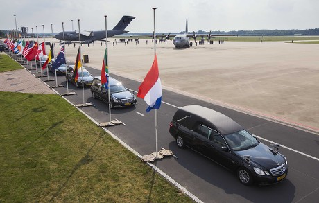 Hearses Carrying Coffins Remains Victims Mh17 Editorial Stock Photo ...