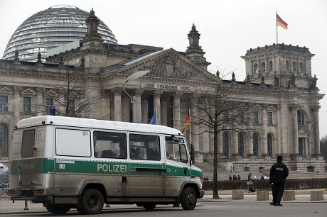 Police Guards Outside Reichstag Building On Editorial Stock Photo ...
