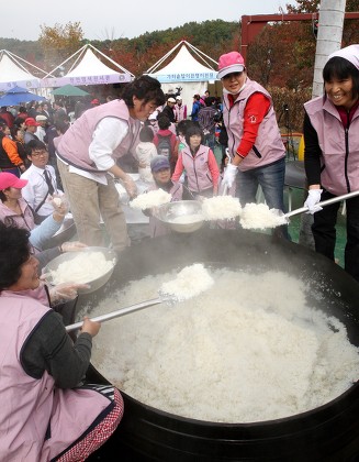 Women Scoop Steamed Rice Out Large Editorial Stock Photo - Stock Image ...