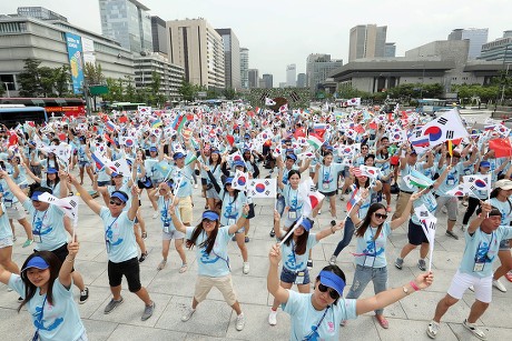 Group Overseas Korean Students 26 Countries Editorial Stock Photo - Stock Image | Shutterstock