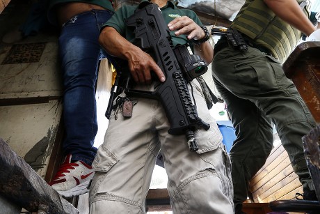 Philippine drug enforcement agency conducts a raid east of Manila ...