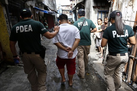 Philippine drug enforcement agency conducts a raid east of Manila ...