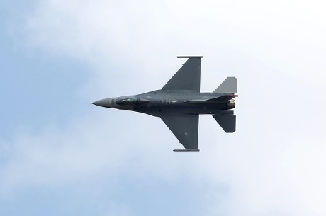 Us Lockheed Martin F16 Fighter Jet Editorial Stock Photo - Stock Image ...