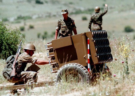 Krivolak Macedonia Macedonian Soldier Prepares Mortar Editorial Stock ...