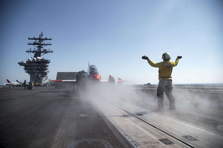 500 Uss eisenhower Stock Pictures, Editorial Images and Stock Photos ...