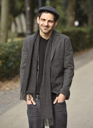 Hungarian Actorcast Member Geza Roehrig Poses - Foto de stock de ...