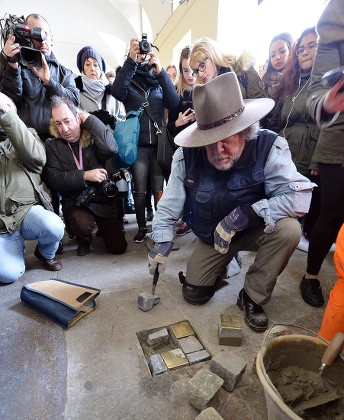 German Artist Gunter Demnig Places Stolpersteine Editorial Stock Photo ...