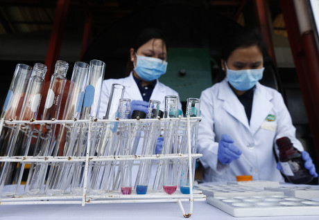 Filipino Laboratory Personnel Philippine Drug Enforcement Editorial ...
