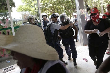 Activists Movimiento De Trabajadores Sin Techo Editorial Stock Photo ...