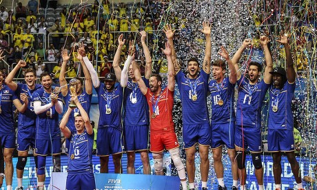 Members France Volleyball Team Celebrate Champions Editorial Stock ...