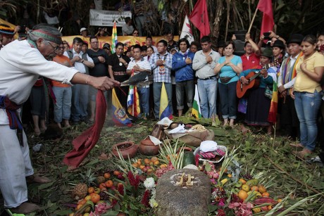 Indigenous Ecuadorians Gathered By Confederation Indigenous Editorial ...
