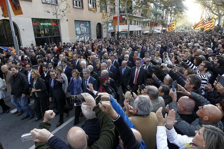 Crowd Followers Mayors 400 Catalonian Towns Editorial Stock Photo ...