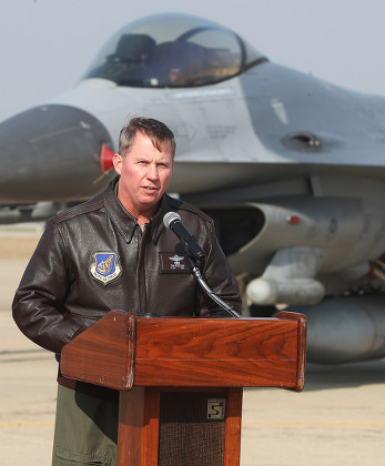 Us Lieutenant General Thomas Bergeson Commander Editorial Stock Photo ...