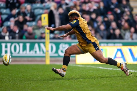Jamal Fordrobinson Bristol Rugby Scores Try Editorial Stock Photo ...