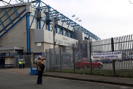 61 Millwall banner Stock Pictures, Editorial Images and Stock Photos ...