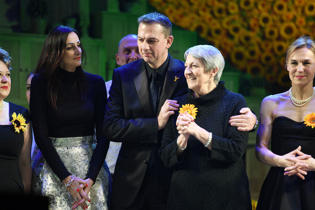 Ros Fawcett Debbie Chazen Beryl Bamforth Editorial Stock Photo - Stock ...