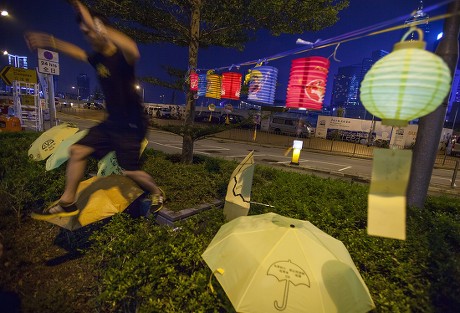 Prodemocracy Protester Seen Next Yellow Umbrellas Editorial Stock Photo ...
