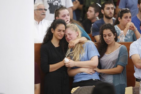 Family Members Mourn During Eulogy Ceremony Editorial Stock Photo ...