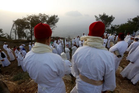 Members Samaritan Community Pray Atop Mount Editorial Stock Photo ...