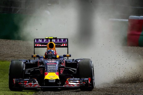 250 Gravel drives Stock Pictures, Editorial Images and Stock Photos ...