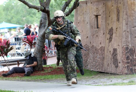 Usa Defence - May 2016 Stock Pictures, Editorial Images and Stock ...