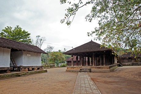 Embekke Devale 14c Buddhist Temple Dedicated Editorial Stock Photo ...
