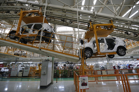 Unfinished Autos Seen On Automobile Manufacturing Editorial Stock Photo ...