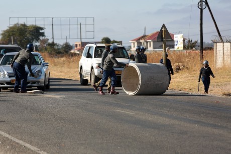 Police Removes Concrete Pipe Mutare Road Editorial Stock Photo - Stock ...