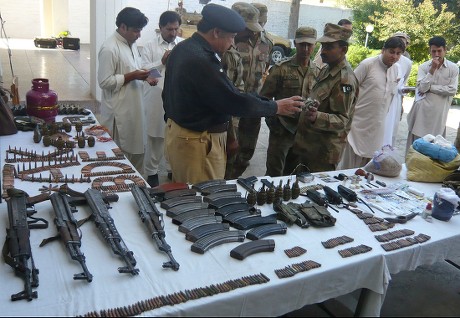 Pakistani Army Police Officials Present Arms Editorial Stock Photo ...