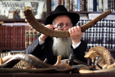 Ultra Orthodox Jewish Rabbi Yehuda Mutzafi Editorial Stock Photo ...