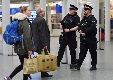 Police On Guard St Pancras International Editorial Stock Photo - Stock ...