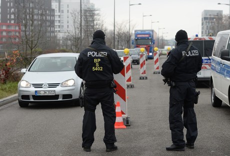 German Border Control Police Check Cars Editorial Stock Photo - Stock ...