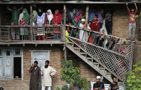 Kashmir Muslims Attend Funeral Procession Altaf Editorial Stock Photo ...