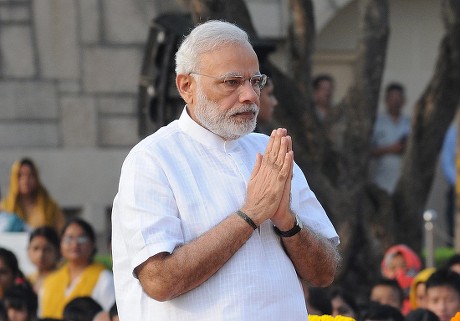 Indian Prime Minister Narendra Modi Pays Editorial Stock Photo - Stock ...
