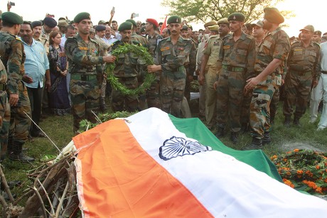 Indian Army Soldiers Officers Pay Their Editorial Stock Photo - Stock ...