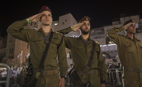 Israeli Soldiers Salute During Official Ceremony Editorial Stock Photo ...
