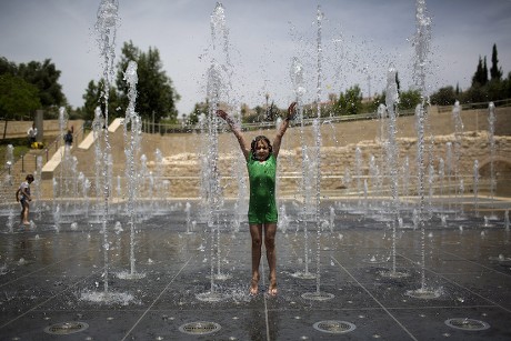 Young Israelis Play Water Fountain On Editorial Stock Photo - Stock ...