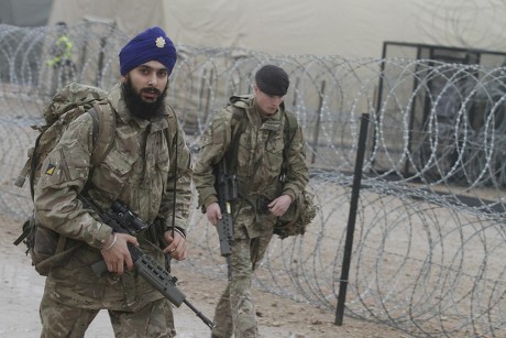 British Army Sikh Soldier L Wearing Editorial Stock Photo - Stock Image ...