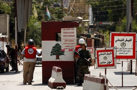 Members Red Crescent Society Islamic Waiting Editorial Stock Photo ...