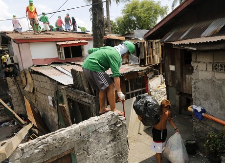 Members Filipino Demolition Team Tear Down Editorial Stock Photo ...