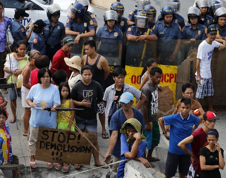 Filipino Informal Settlers Look Members Demolition Editorial Stock ...