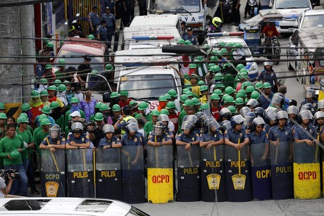 Filipino Members Demolition Team Riot Police Editorial Stock Photo ...