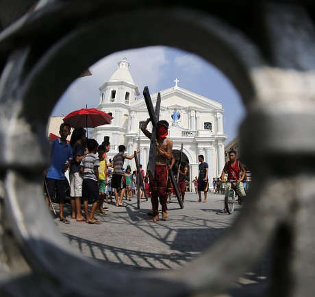 Filipino Flagellant Carries Cross Front Church Editorial Stock Photo ...