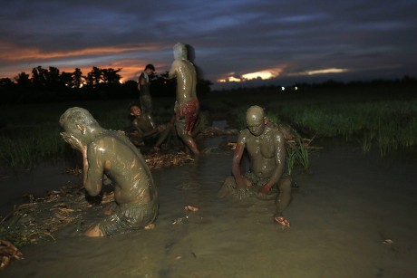 Filipino Catholic Devotees Covered Mud Dressed Editorial Stock Photo ...