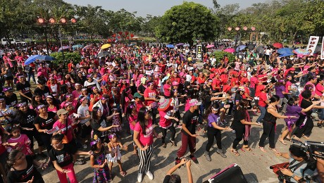 Philippines One Billion Rising - Feb 2016 Stock Pictures, Editorial ...