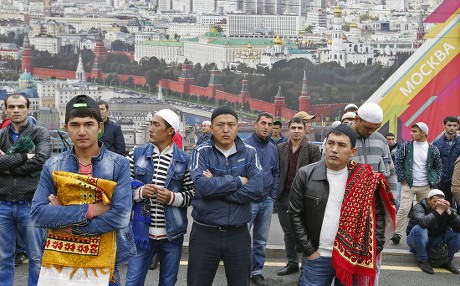 Russian Muslims Attend Morning Prayers Celebrate Editorial Stock Photo ...